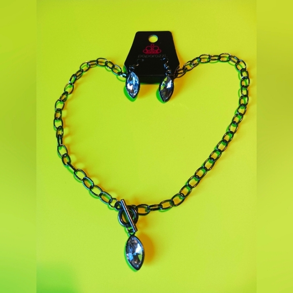 paparazzi | Jewelry | Paparazzi Metallic Necklace And Earrings | Poshmark